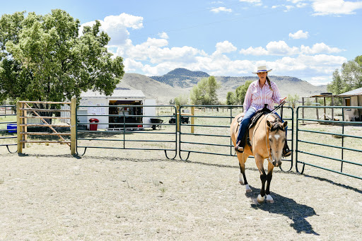 Keystone Stables | Ride The Horse